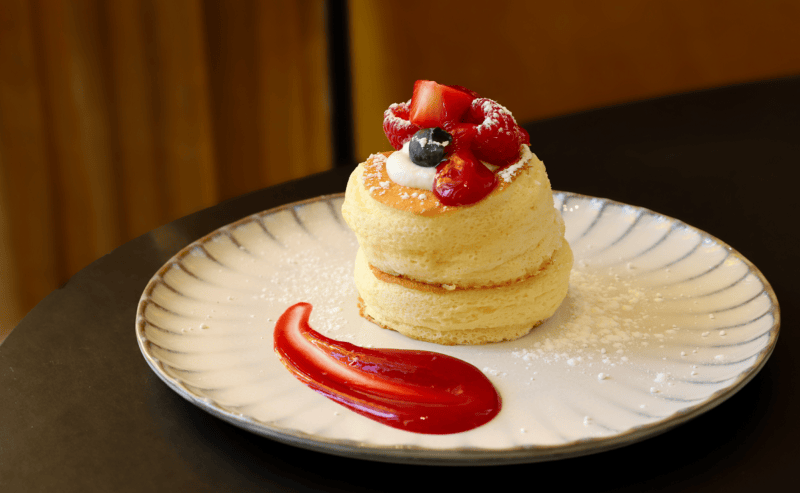 This recipe makes 3–4 fluffy soufflé pancakes , perfect for 1–2 servings